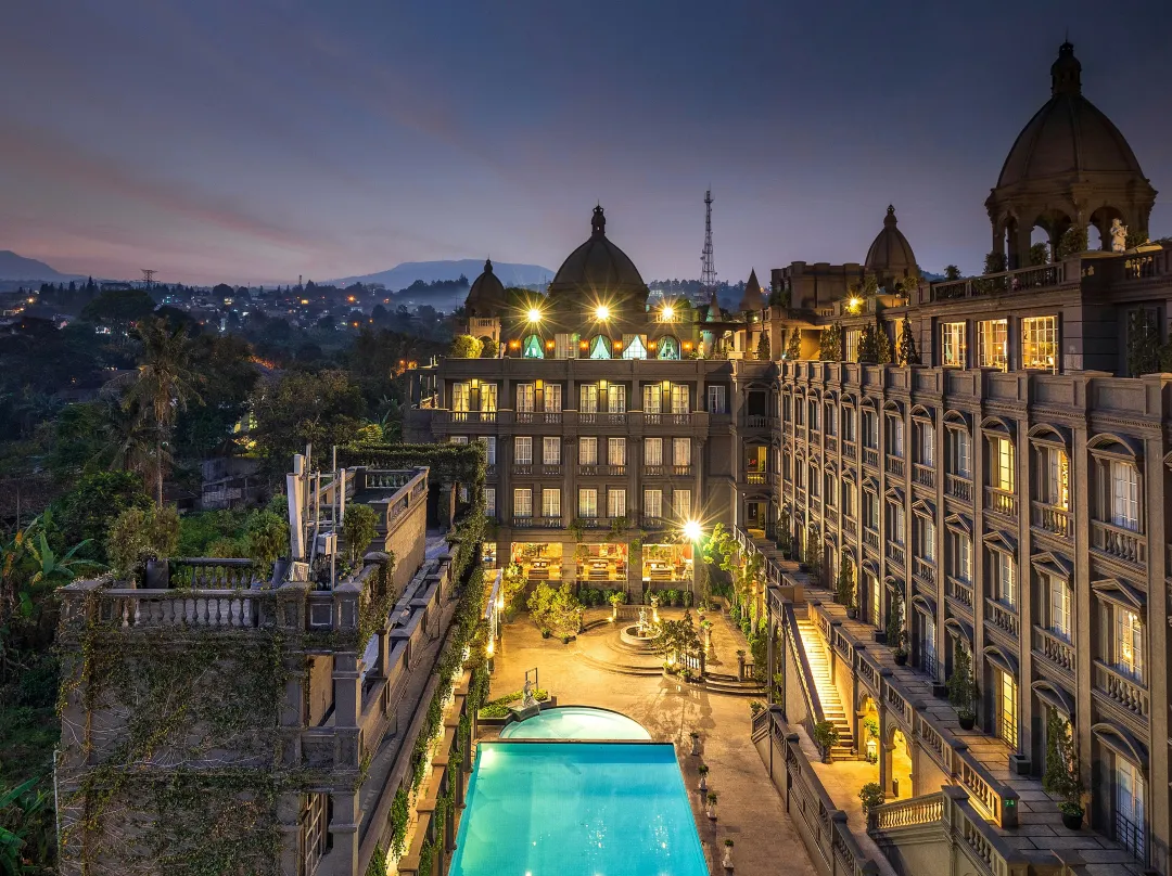 Gh Universal Hotel Bandung - Bandung