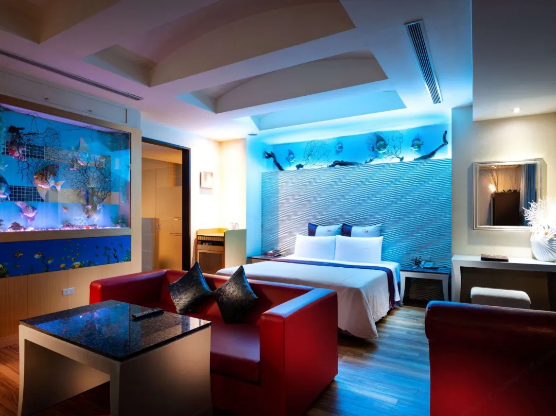 Only Love Motel - Taipei