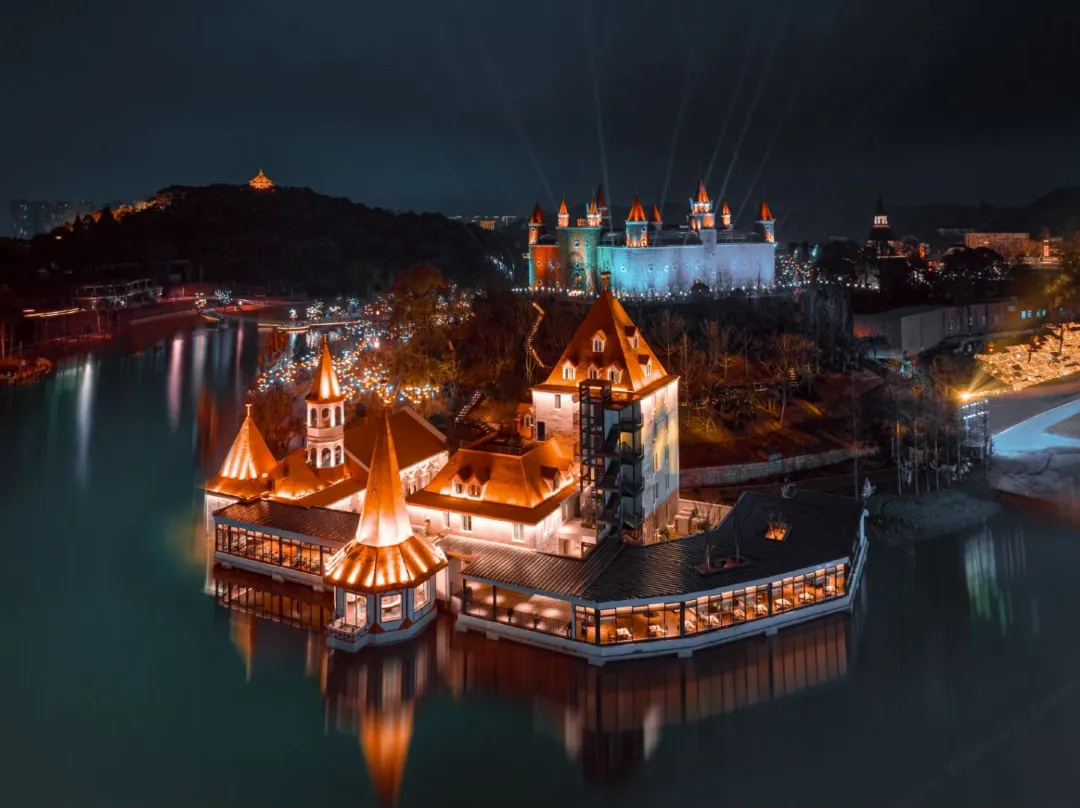 Deyang Castle Hotel - Deyang