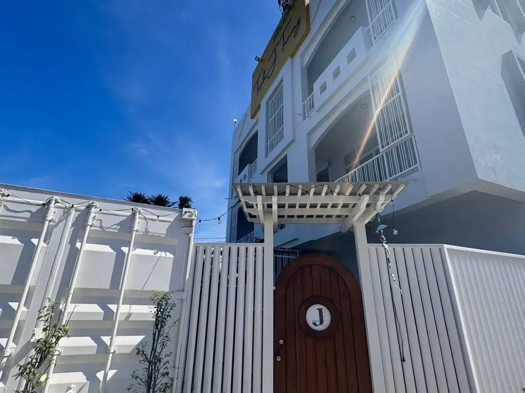 Triple J Hotel Trang - Trang