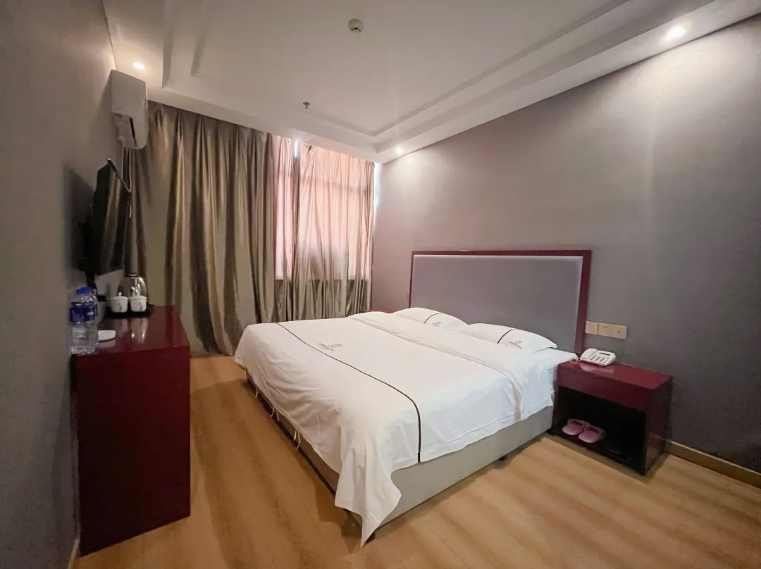 Zhuyang Zhuyu Hotel - Fuyang