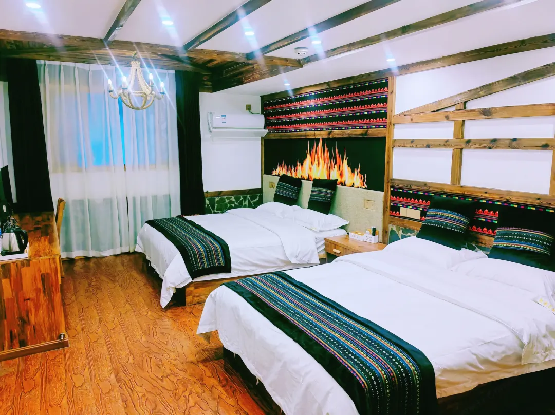 Guoming Chinese Inn - Kunming