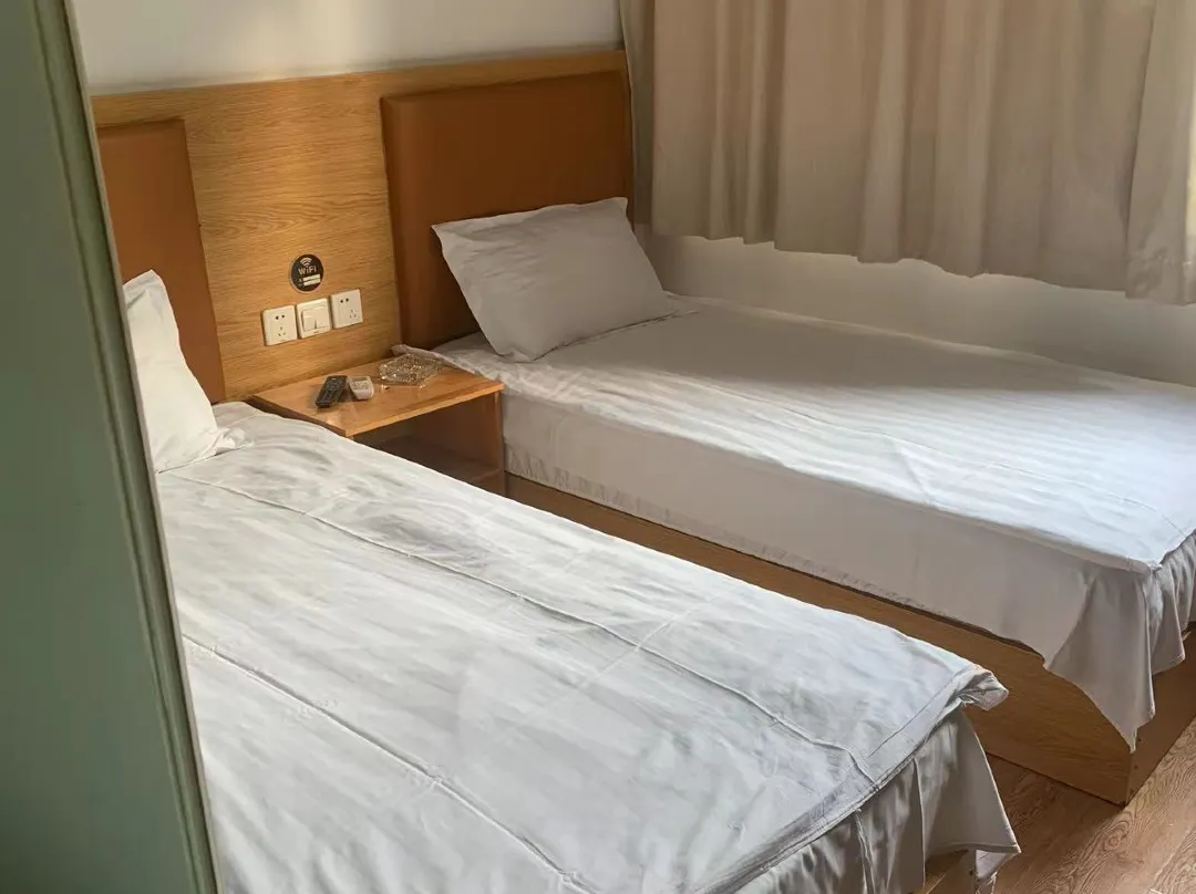 Shanghai Heze Hotel - Shanghai