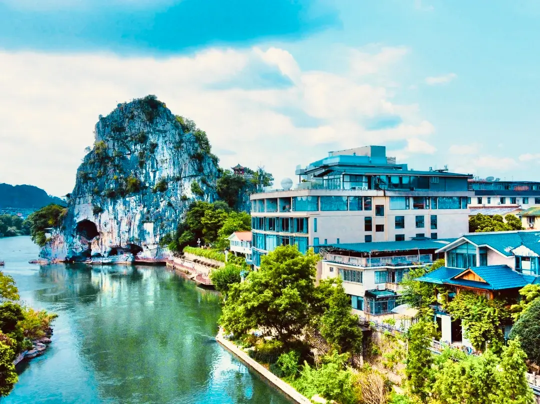 Woodland Streamside Homestay Gathering Retreat - Guilin