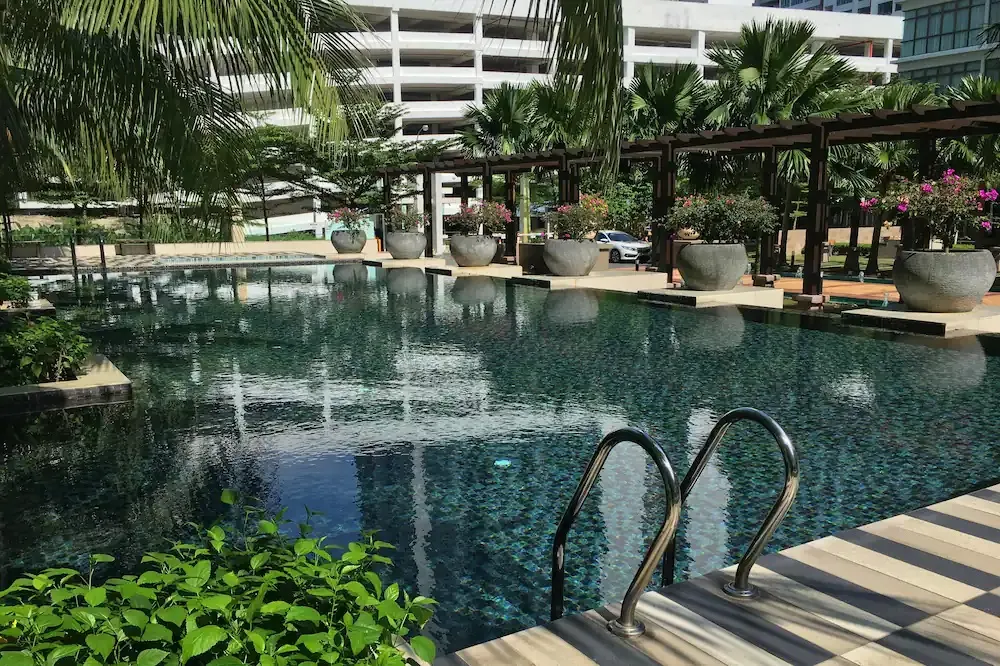 Mount Austin Lake View Comfy Staycation - Johor Bahru