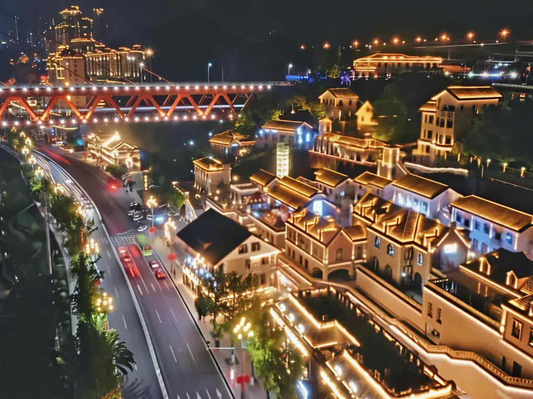 Chongqing Nanbin Road Yangtze River Cableway Opening Port Courtyard High-end Mansion - Chongqing