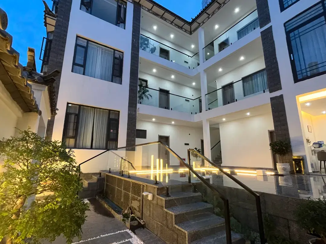 Light Su Light Luxury B&b - Dali