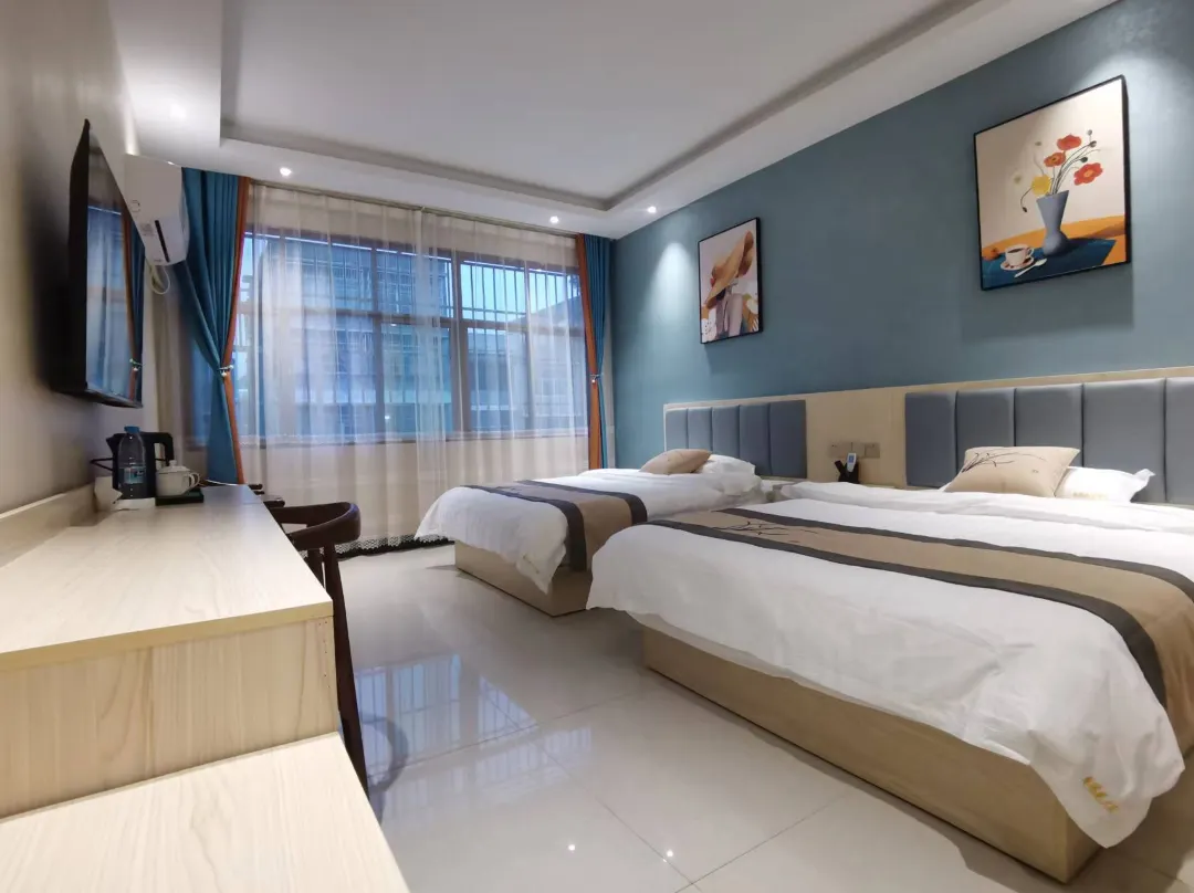 Zhuomahua Hotel - Bijie