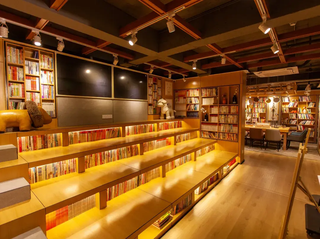 Tips Youth Hotel - Hong Kong