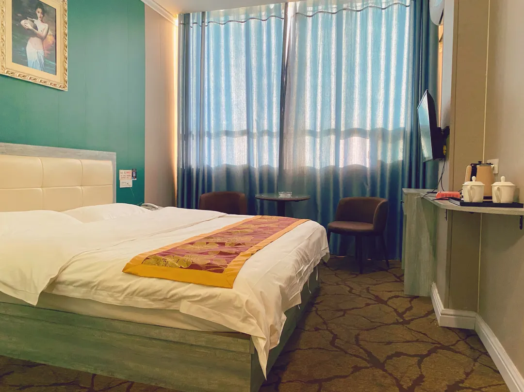 Zhumadian Lanxiang Express Hotel - Zhumadian