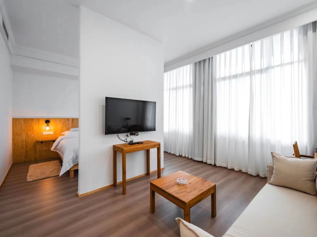Luoyang Airport International Hotel - Luoyang