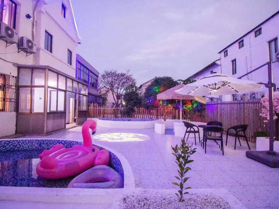 Shanghai Corner Boutique Homestay - Shanghai