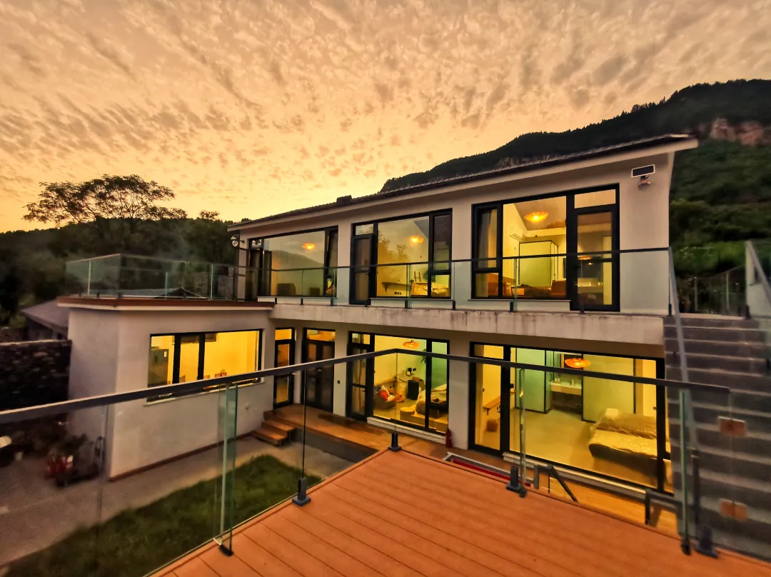 Stone Courtyard Homestay - Jinan