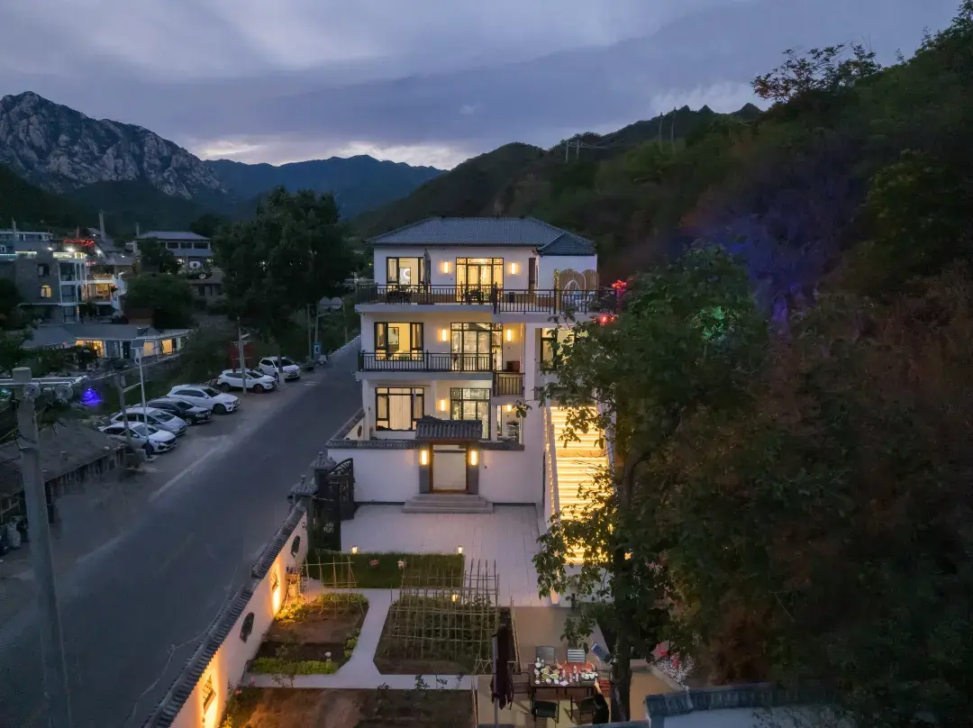 Floral Hotel· Beijing Meet Mountain Residence - Beijing