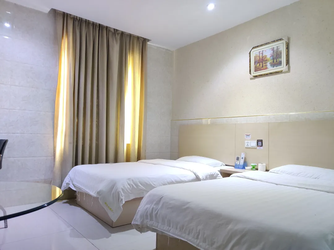 Boli Business Hotel - 칭위안 시