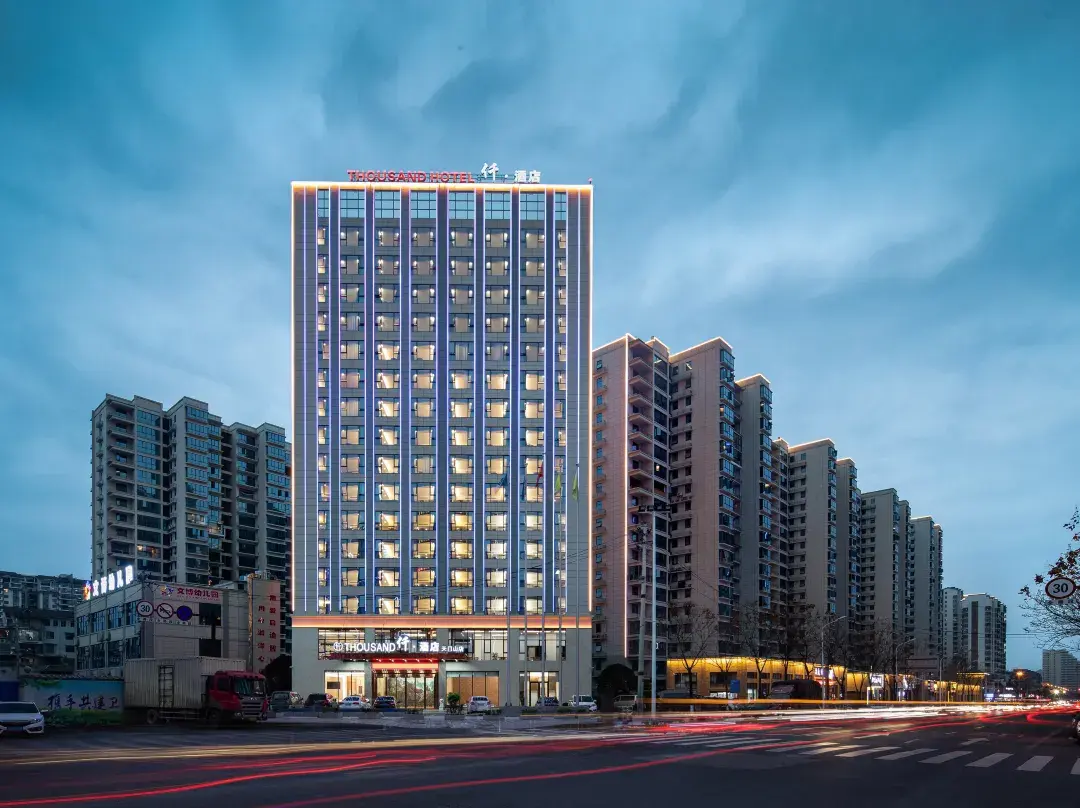 Thousand Hotel - 