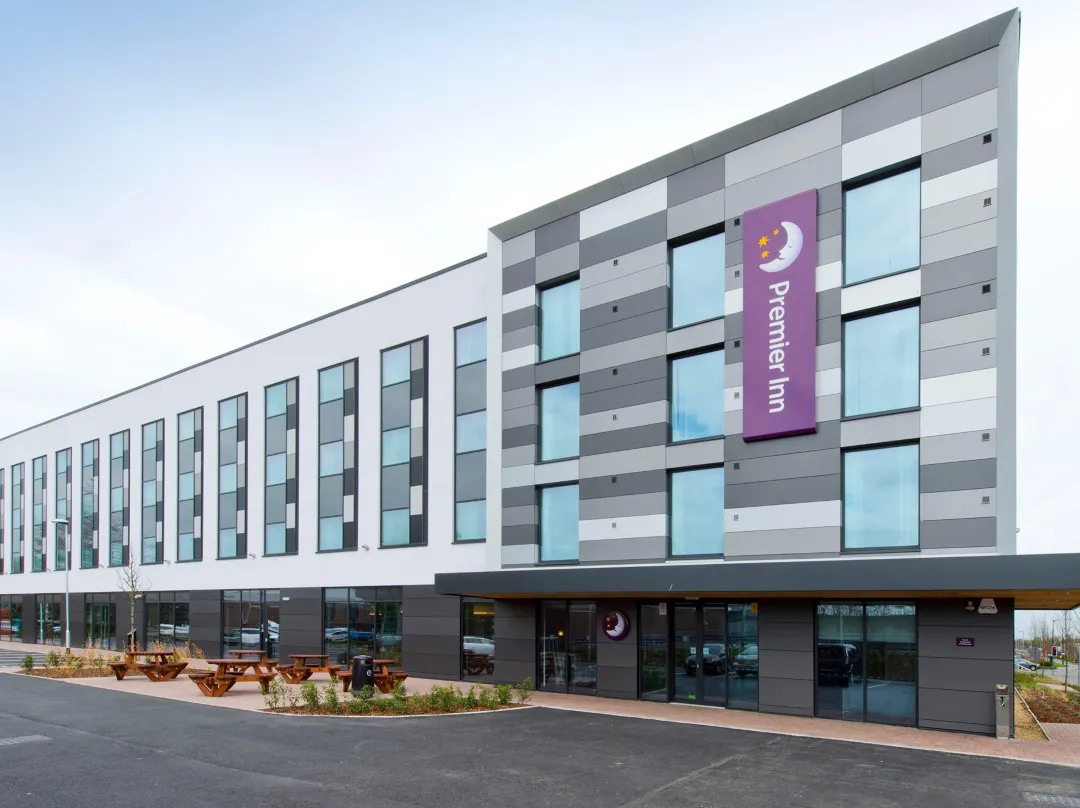 Premier Inn Slough West - Slough