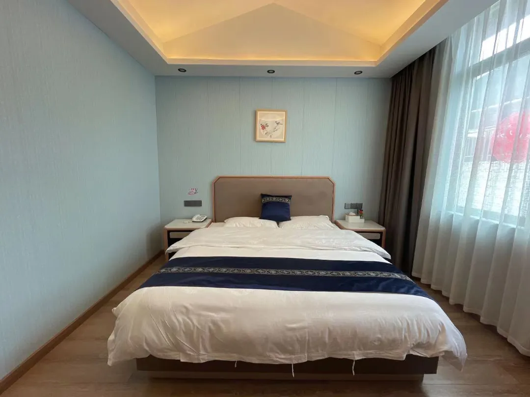 Rongfengge Hotel - Yingtan