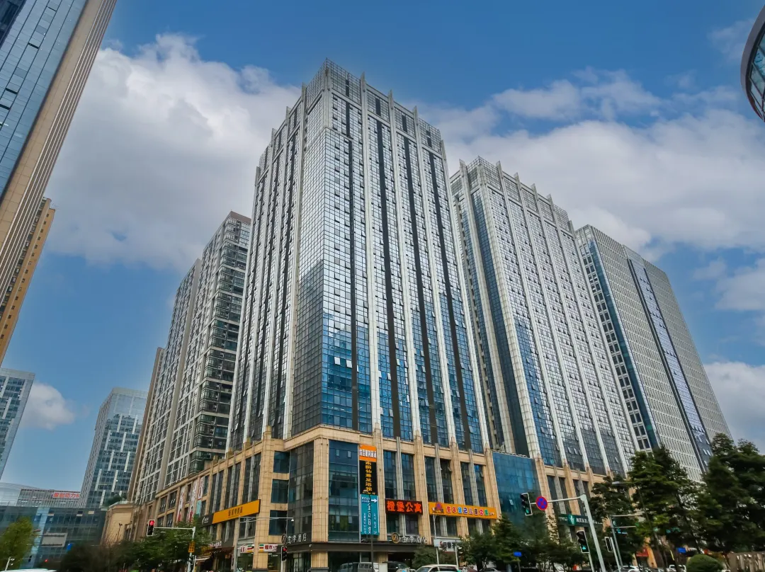 Ruihao Yazhi Hotel - Chengdu