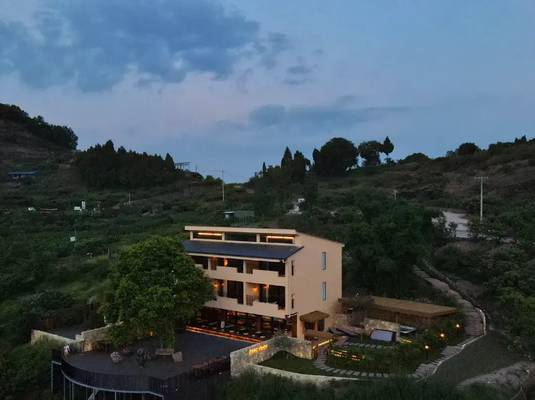 Free And Easy Mountain · Healing And Nourishing Homestay - Chengdu