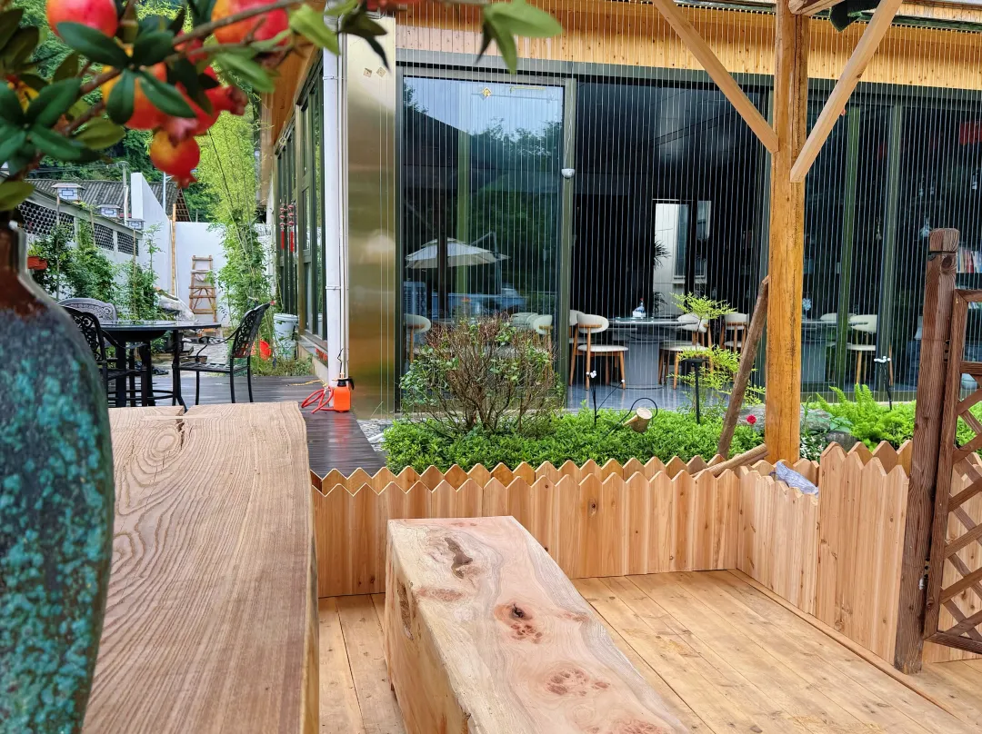 Fanhuasijin - Tongren