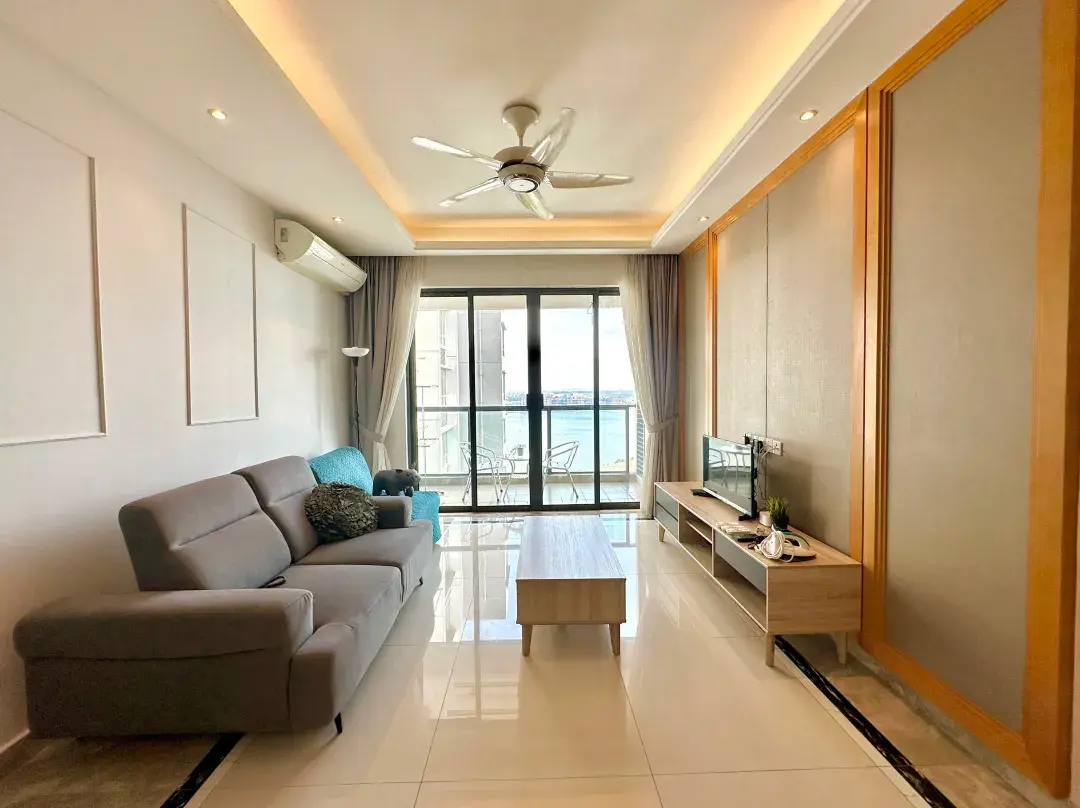 R&f Summer Suite 2b2b Walking To Ciq - Woodlands