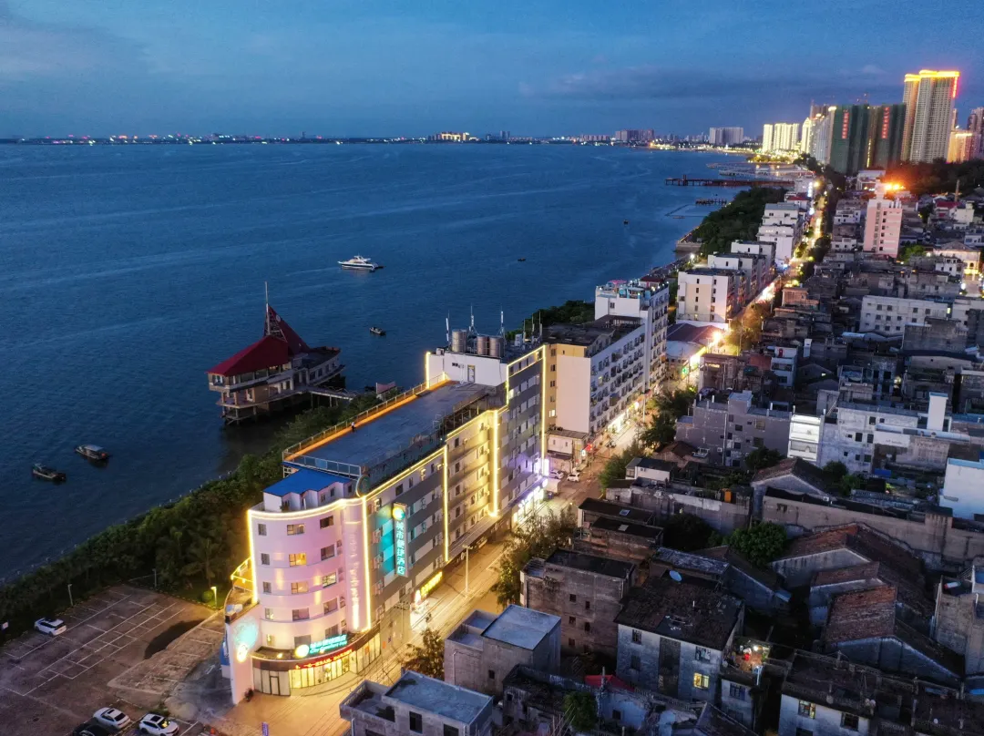 Beihai Yihai Qingcheng Seaview Hotel - Beihai