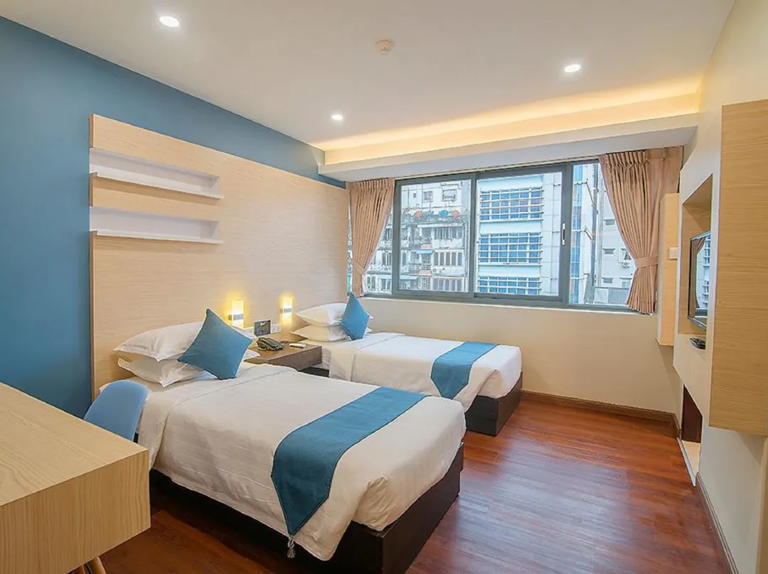 Eastern Hotel - Yangon