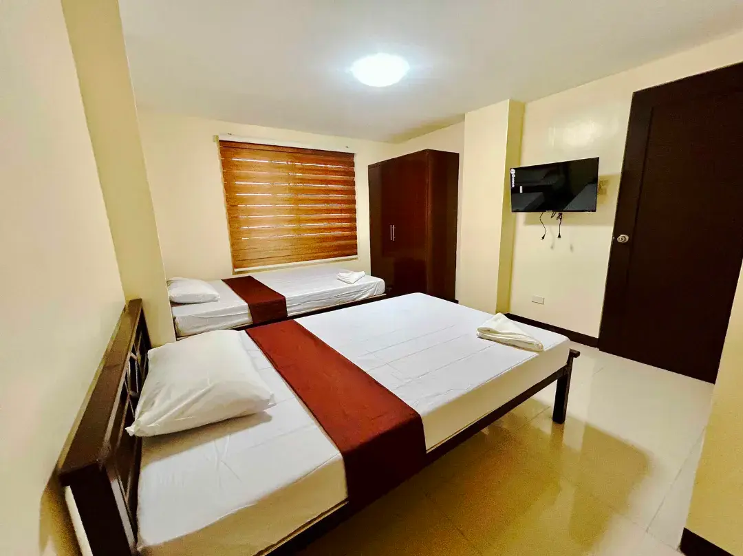 Oyo 1045 Rayjan Apartelle - Las Piñas