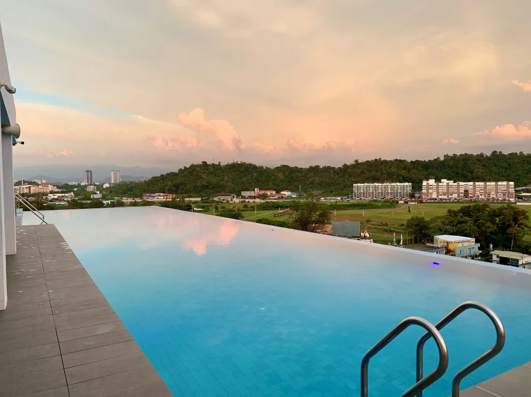 Deco Home @ Aru Suites - Tanjong Aru