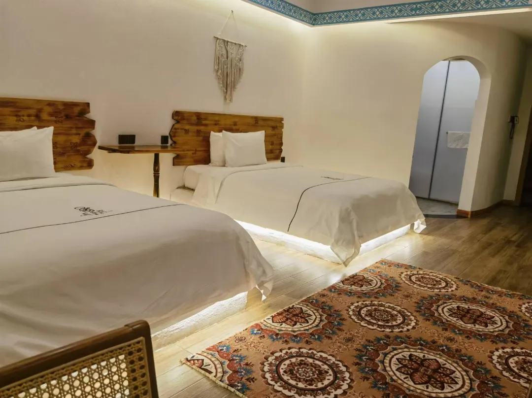 Turpan Yunyin Qishe Hotel - Turpan