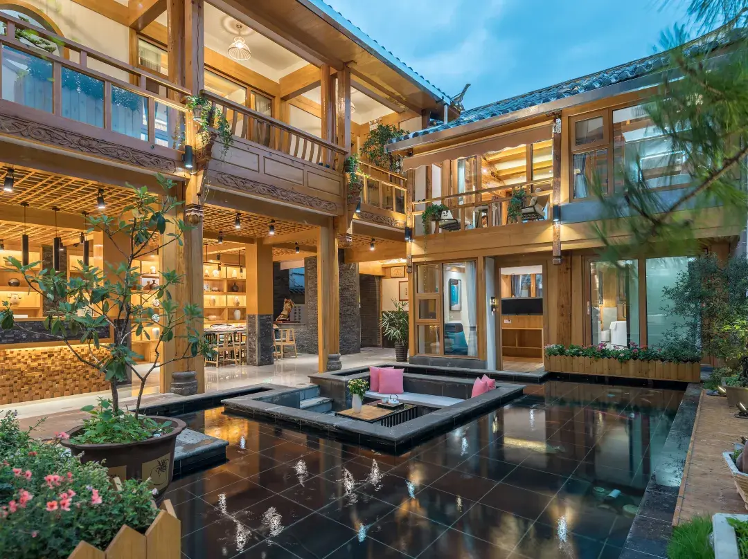 Qionglou Night Moon Pretty Mid-levels Designer Sky Garden Panoramic Beauty Accommodation - Lijiang