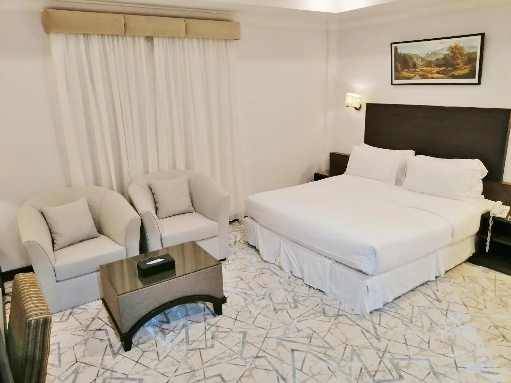 Carawan Al Khaleej Hotel - Riad