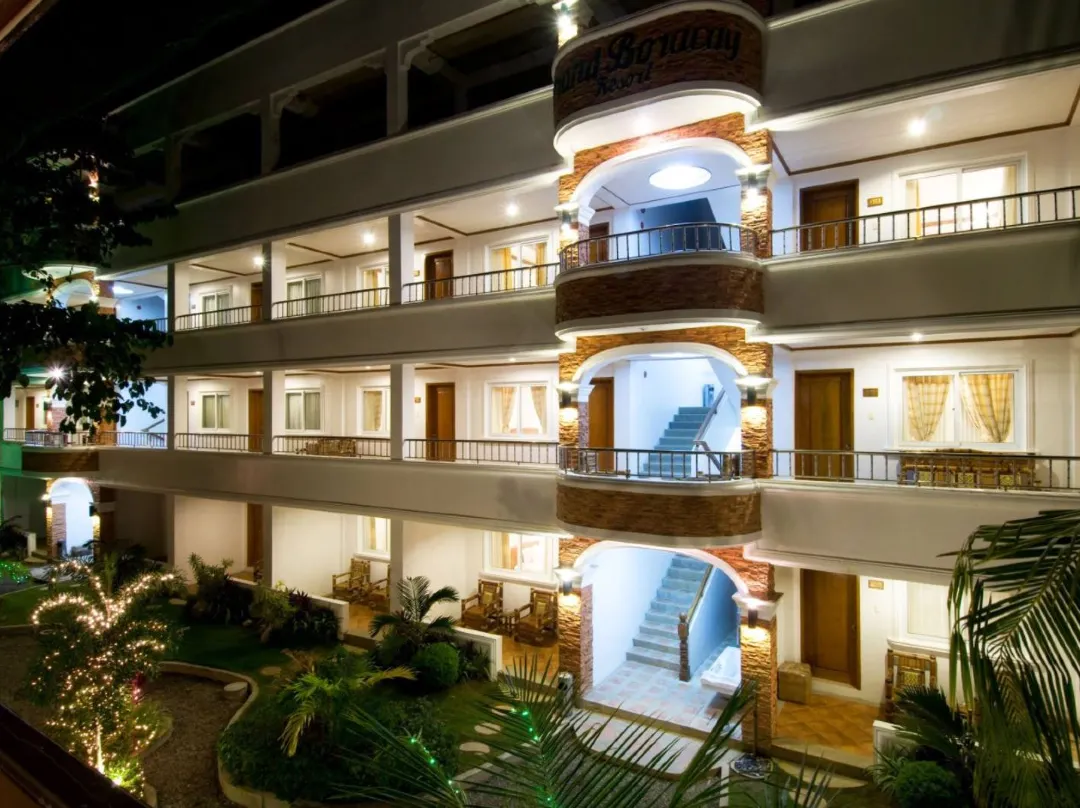Grand Boracay Resort - Malay