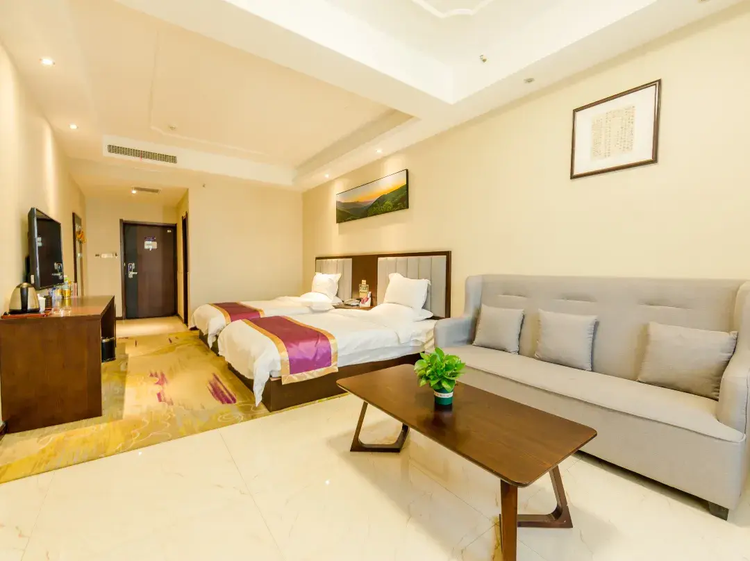 Yunchuan Lijing Hotel - Zhumadian