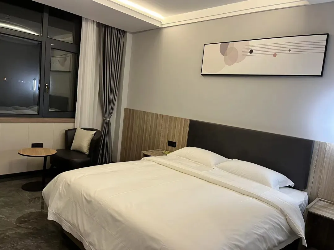 Qianbaidu Business Hotel - Xuzhou