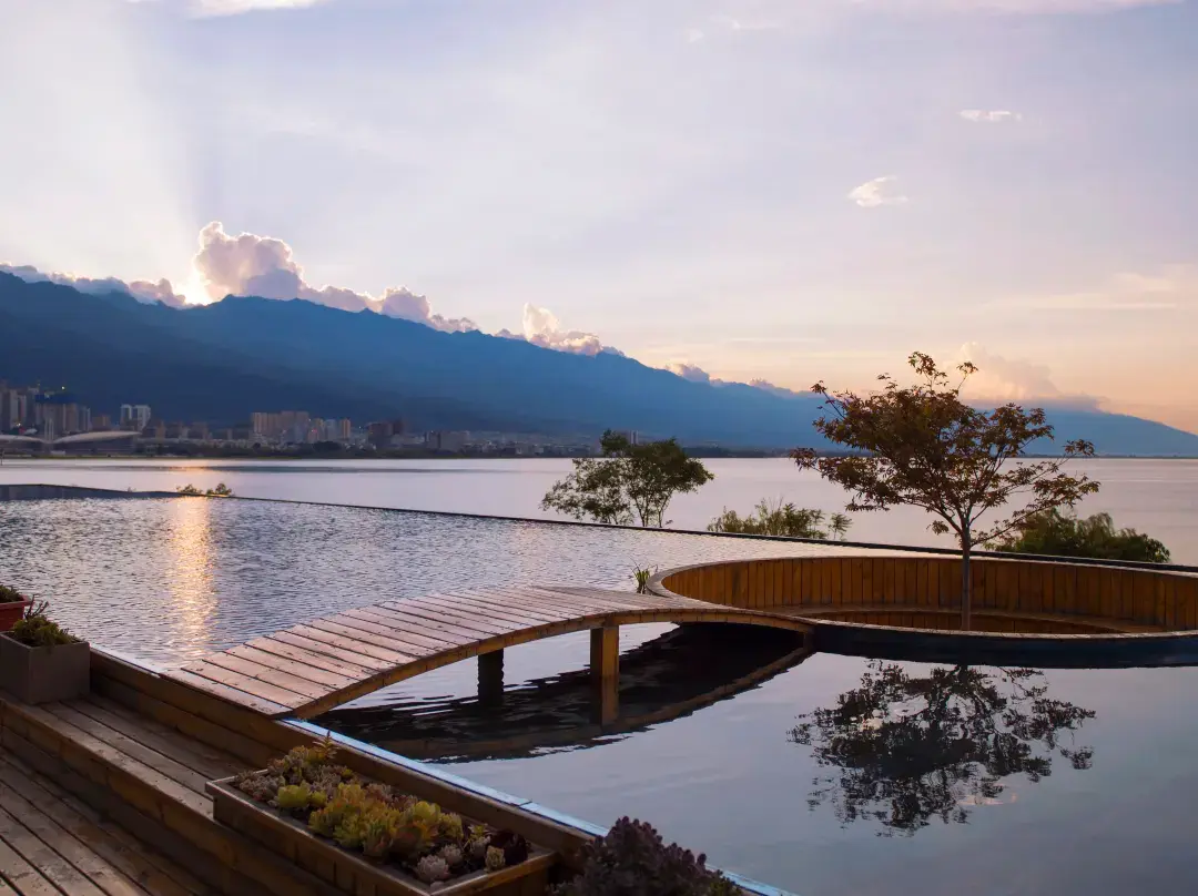 Wan He Yong Hao Lake View Hotel - 大理市