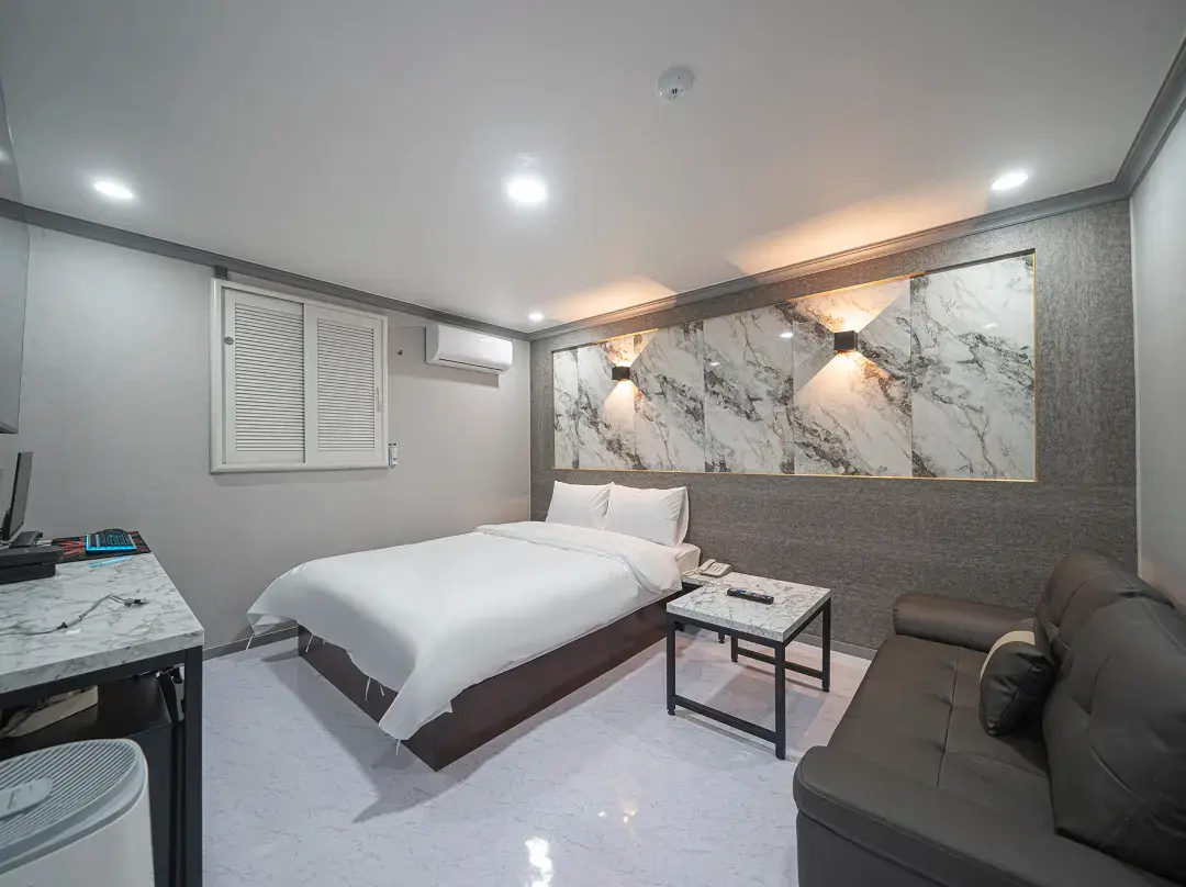 Bucheon Wonjongdong Hotel 3&4 - Bucheon