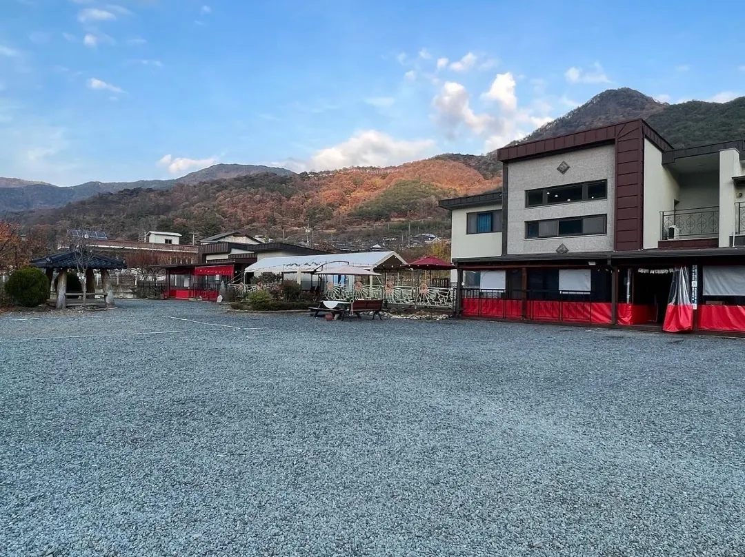 Cheongdo Dolgorae Poolhouse Pension - 大邱