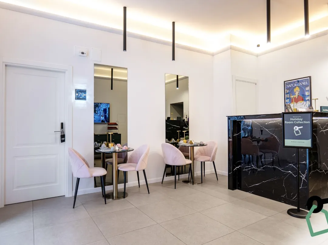 Hotiday Room Collection - Napoli Museo Suite - Naples