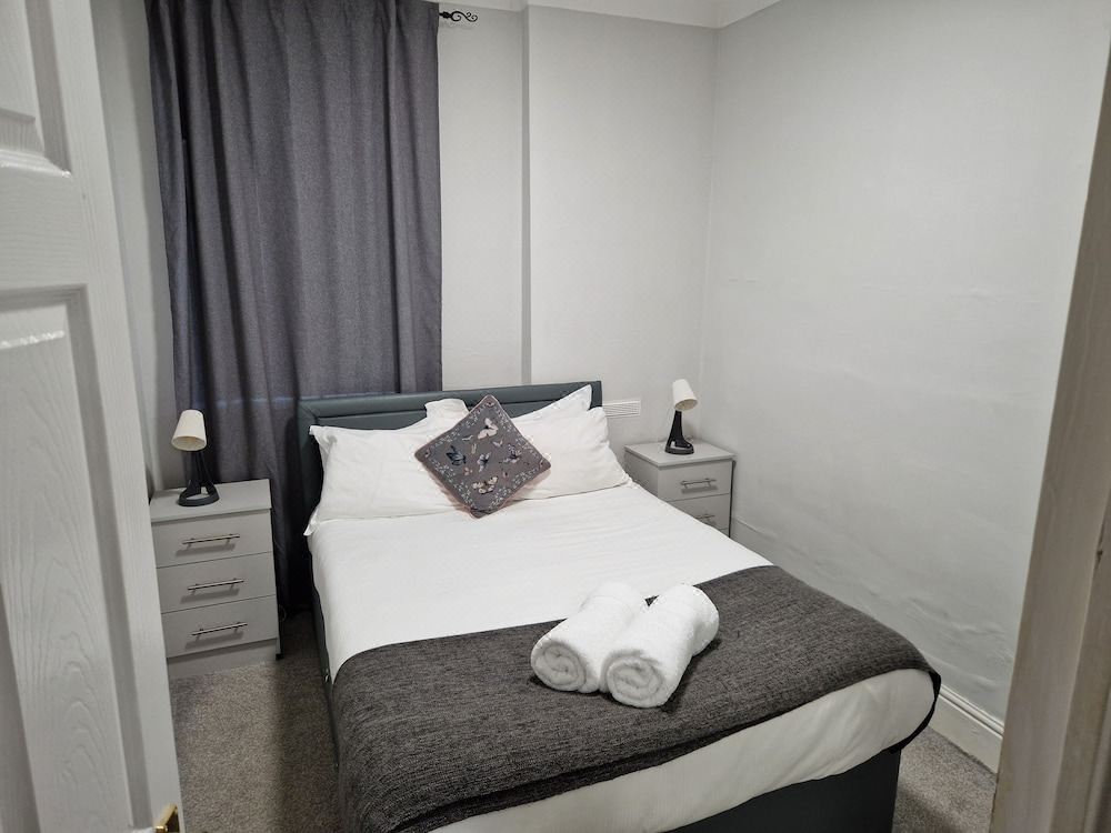 Birtley's Amethyst, 2 Bedroom Apt ,Sleeps 6 Guest - Northumberland