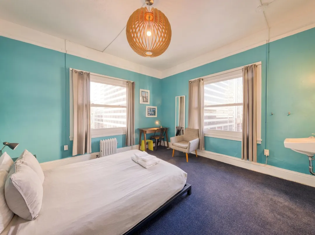 Hi San Francisco Downtown Hostel - San Francisco, CA