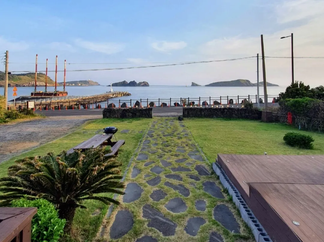 Jeju Neulboyi Ohu Pensyeon - Jeju