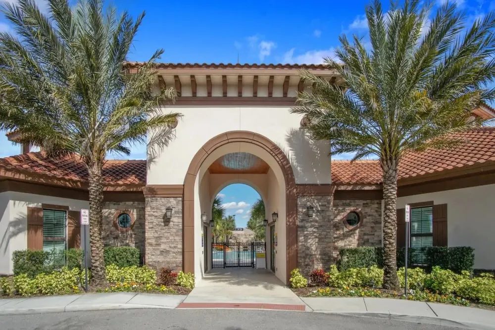 Magic Retreat Near Disney, Sleeps 12 Private Pool Sol101 - Haines City, FL