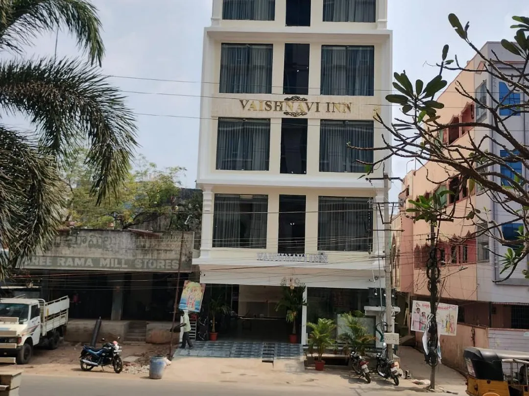 Vaishnavi Inn - Rajahmundry