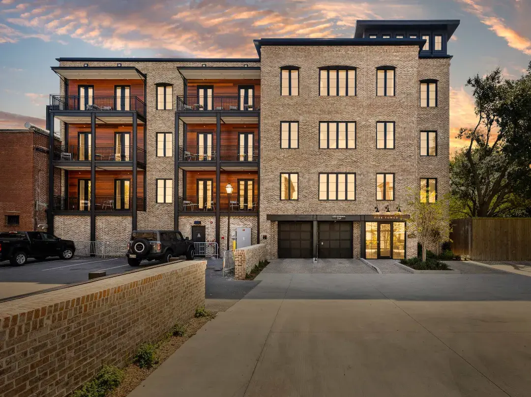 Chic Retreat - High Speed Wifi, Historic Downtown - Charleston, SC