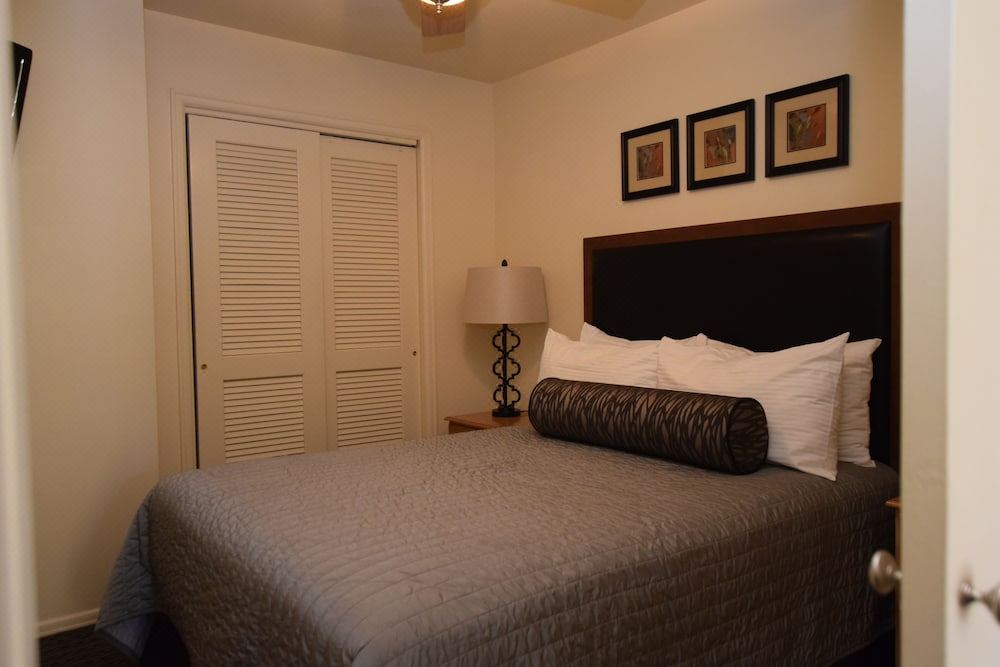 Getaways At The Lodge At Kingsbury Crossing - Lake Tahoe
