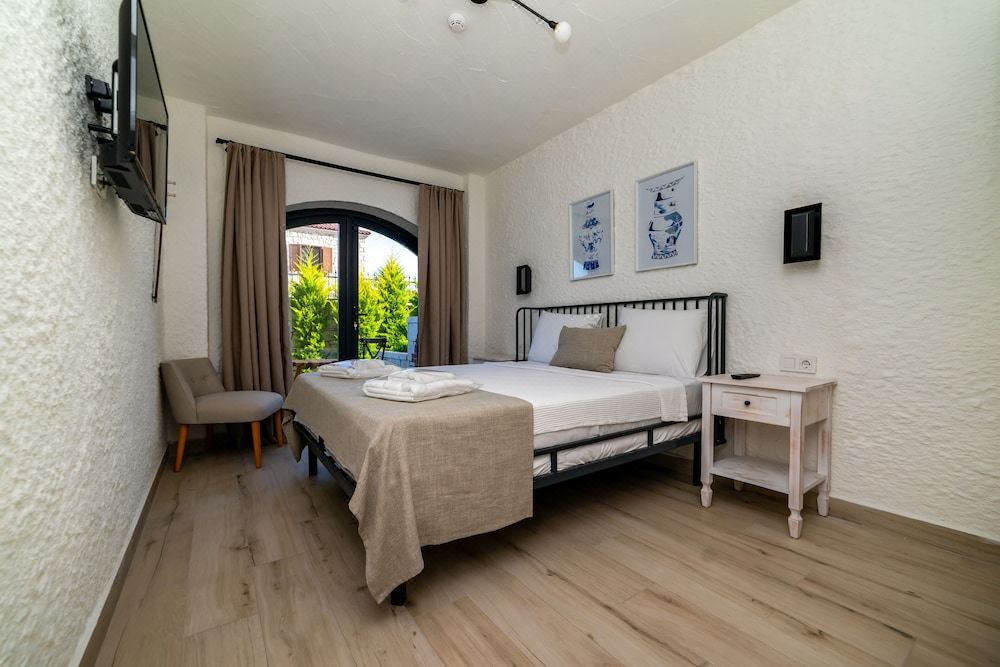 Cemal Alaçati Buti̇k Hotel - Çeşme