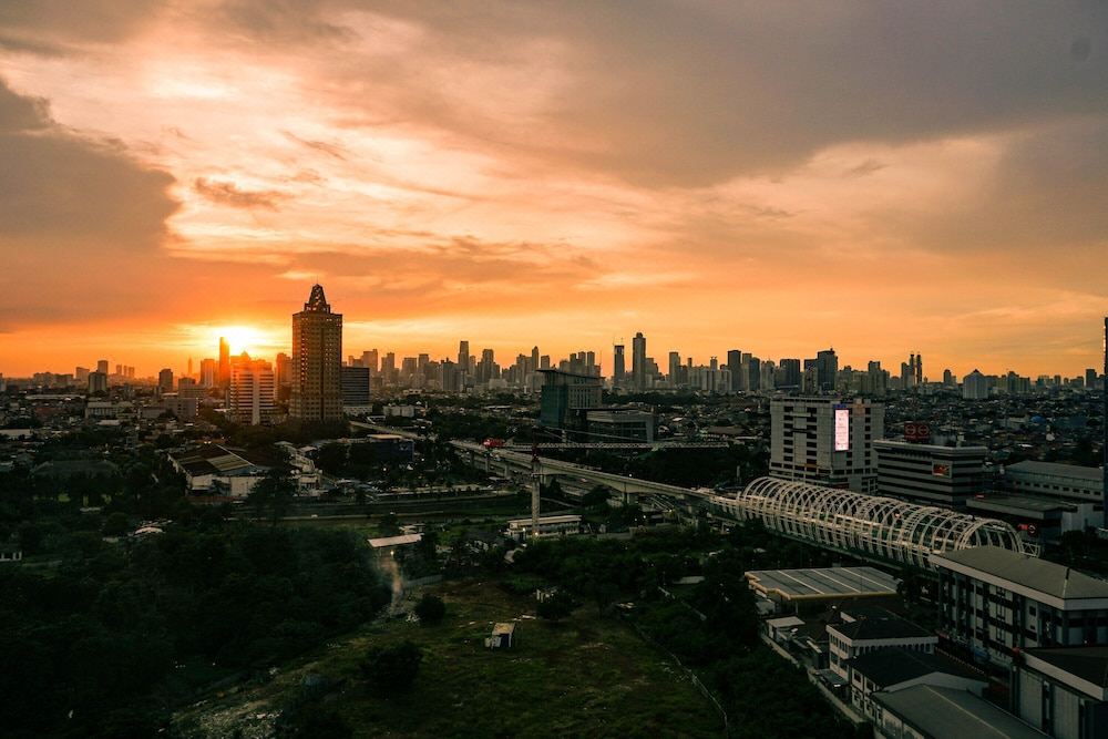 Modern 1br Apartment At Signature Park Grande - Cawang