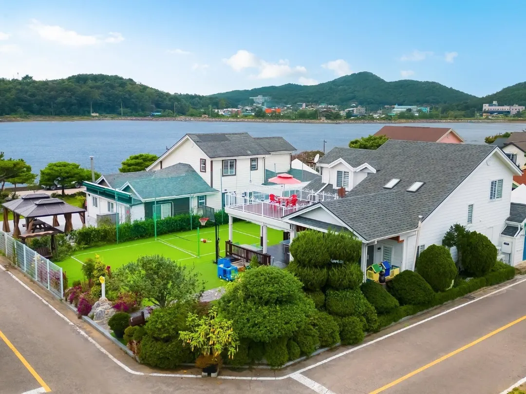 Daebudo Hebron Poolvilla - Dangjin